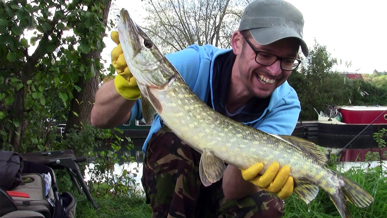 catching jacks - pike fishing on the river avon at keynsham | jake ...